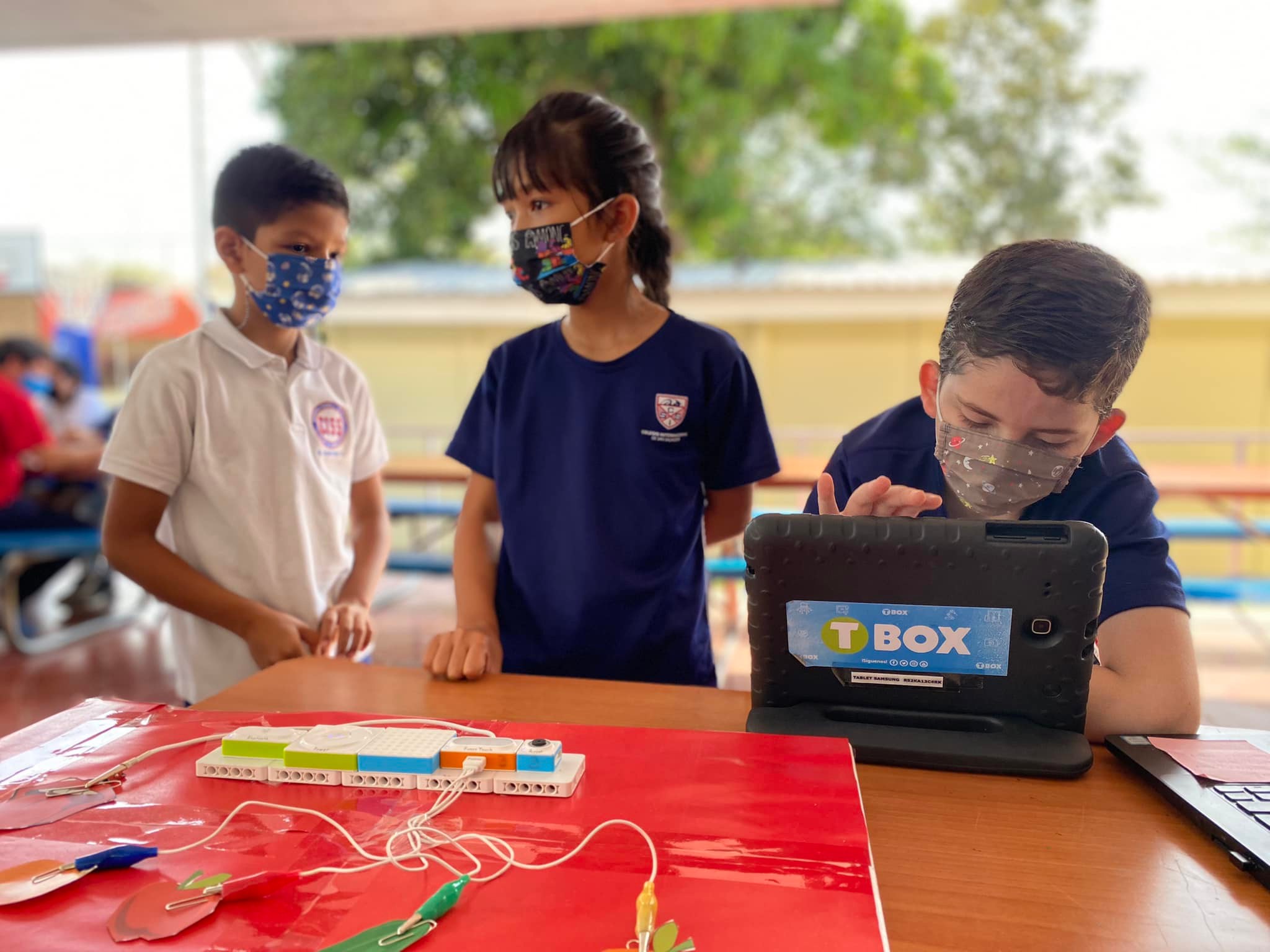 Lanzamiento TBox México - TBox